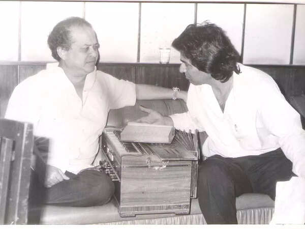 Talat Aziz: Jagjit Singh was like an elder brother to me, he used to ...