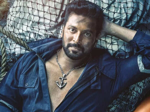 'Agilan' Trailer: Jayam Ravi, Priya Bhavani Shankar, Tanya Ravichandran ...