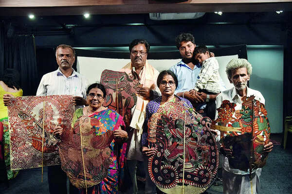 Reviving the vanishing art of puppetry | Kannada Movie News - Times of ...
