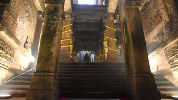 Gujarat is home to over 500 stepwells! | Vadodara News - The Times of India