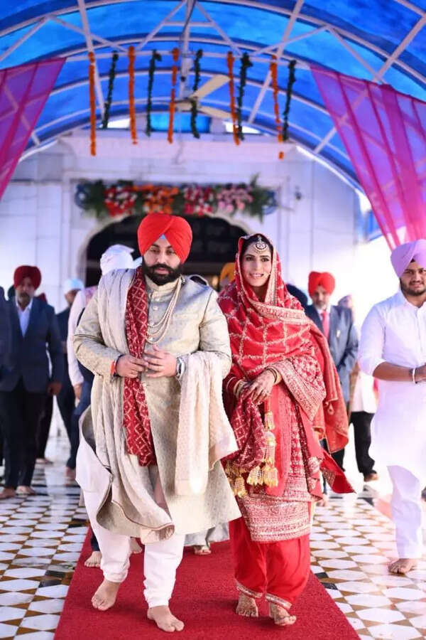 Youngest Punjab minister Harjot Singh Bains ties knot with IPS officer Jyoti Yadav | Chandigarh ...