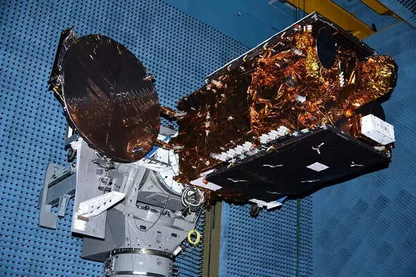 After Navy & IAF, Army to get dedicated satellite Gsat-7B as MoD inks Rs 3k cr deal with NSIL ...