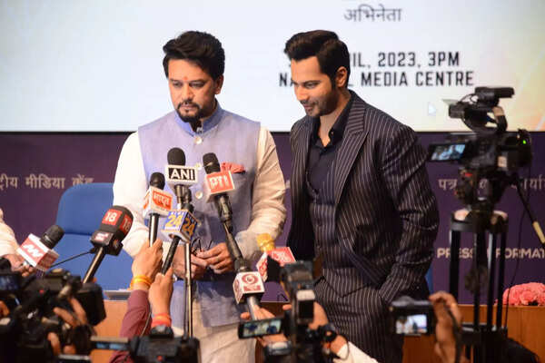 Anurag Thakur felicitates Varun Dhawan as I&B ministry, Amazon sign ...