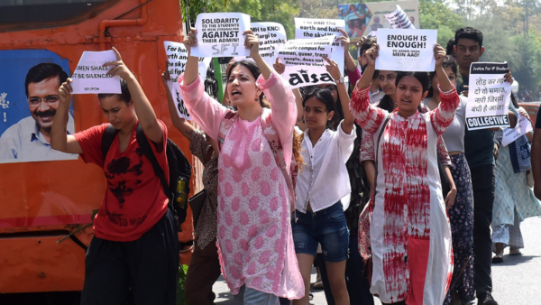 Ipcw: DU students hold rally against 'harassment' during fest at IPCW ...