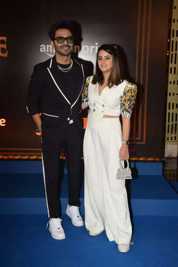 Siddharth-Aditi Rao Hydari, Rhea Chakraborty, Tanuja, Asha Parekh and ...