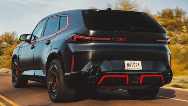 Five unique facts about the most powerful BMW M model yet: 748 hp ...