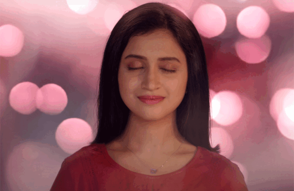 Sari Movie Review: This Marathi remake of the Kannada film Dia reminds ...