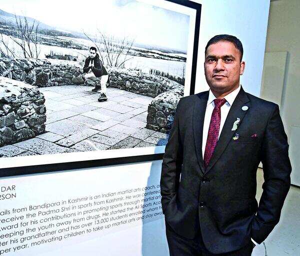 Kolkata celebrates Kashmir's achievers - The Times of India