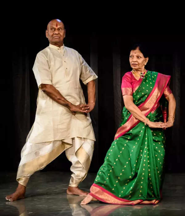 World Dance Day: Natya Tarangini pays tribute to 'Guru-Shishya ...
