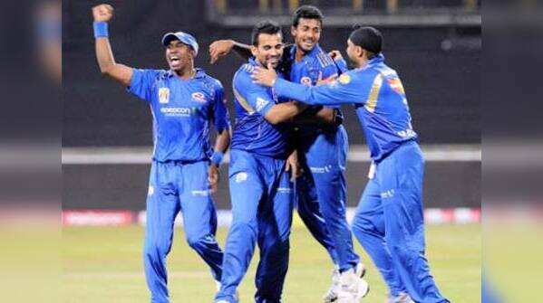 15th CLT20: Mumbai vs Bangalore