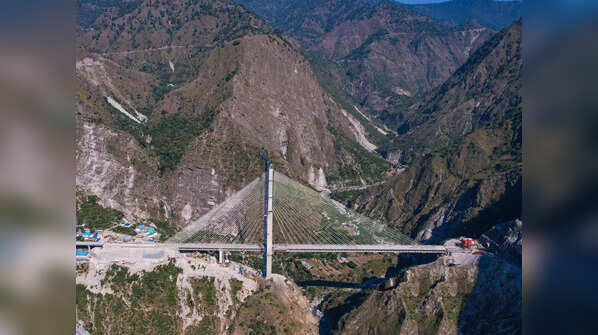 Anji Khad: India's 1st cable-stayed Indian Railways bridge completed ...