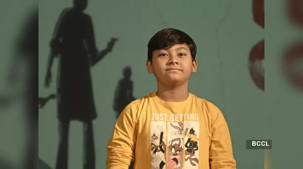 Sandip Ray unveils the trailer of ‘Nayan Rahasya’ in presence of 1000 ...