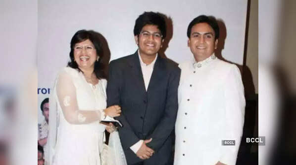 Dilip Joshi Family Photos: Rare pics of Taarak Mehta Ka Ooltah Chashmah ...