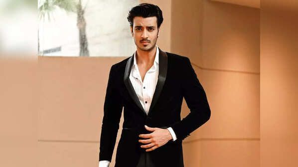 John Bhattacharya to Koushik Roy: Actors who impressed the audience in ...