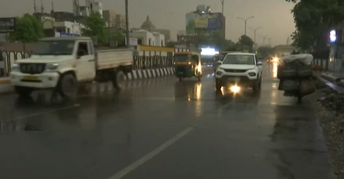 Weather Today Live Updates: Heatwave grips in Delhi, Mumbai, Gujarat ...