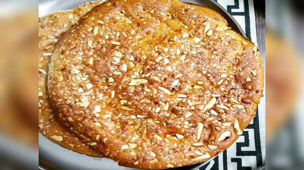 Sheermal Bread: Who makes the best Sheermal, the traditional Mughlai bread?