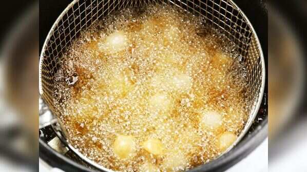 How to preserve nutrients while cooking vegetables