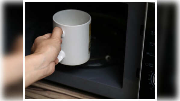 How to make perfect tea in a microwave