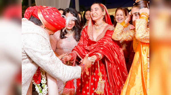 Stylish wedding pictures of Indian cricketer Deepak Hooda and his ...