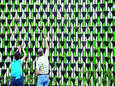 Green vertical