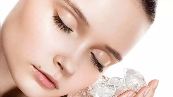5 ways to use ice for flawless skin this summer