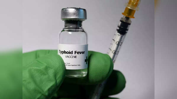 Typhoid Symptoms: 5 ways the infection can spread; tell-tale symptoms ...