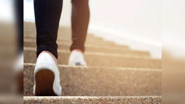 Fast walking vs. slow jogging: Which is better for weight loss?