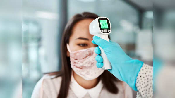 Coronavirus: Experiencing COVID-19 symptoms but testing negative? Know ...