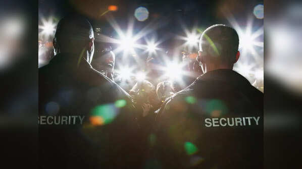 Celebrity Worship Syndrome: Signs to tell if you're a celebrity fan or ...