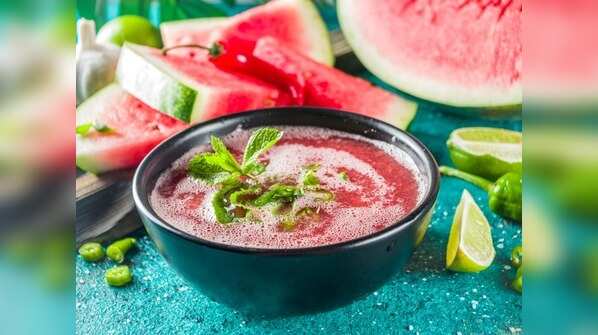 Watermelon at Night: 3 valid reasons you should STOP having watermelon ...