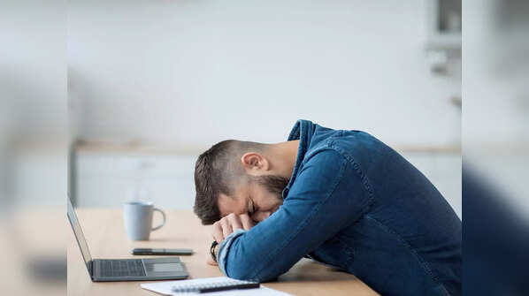 5 foods to add to your diet to combat fatigue due to fever or common cold