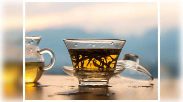 Tea Board warns against adulterated tea; experts share tips to ensure ...