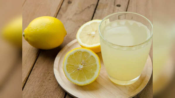 Lesser known benefits of adding gond katira to lemon juice