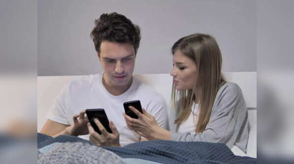 Types of bad texters in a relationship: Are you among them?