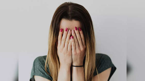 How to dispel fear from your heart? Here are 8 tips