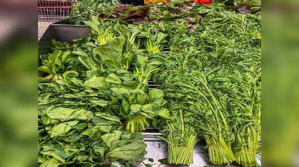 Easy ways to buy, store and make the winter vegetable- Saag