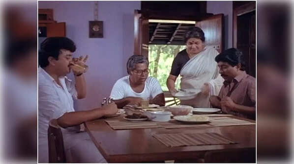 5 Sreenivasan films you must watch right away!