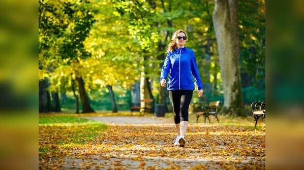 Benefits of walking after Meals: Why a 10-minute walk after eating ...