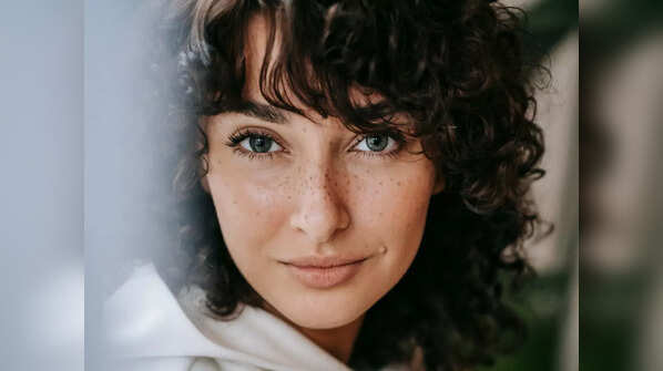 What is a ‘lucky face’ according to Face Feng Shui