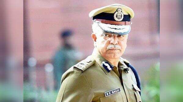 Police commissioner B S Bassi shoots from hip at meet