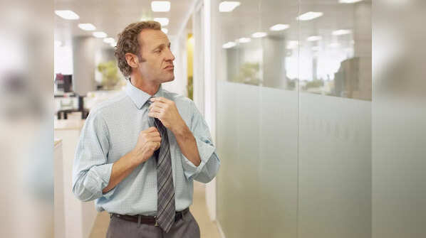 5 ethical ways to manipulate a NARCISSIST