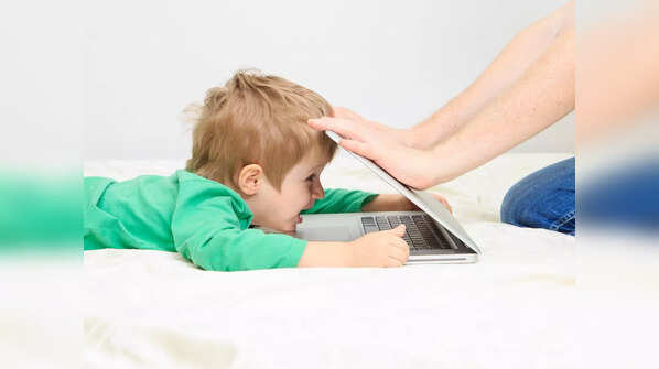 Here’s how parents should manage screen time conflicts