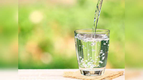 Water Bottle Expiry Date: Why do drinking water bottles carry an expiry ...