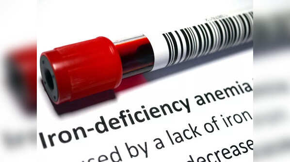 Iron Deficiency Symptoms: Do NOT overlook the sign inside your lower eyelid
