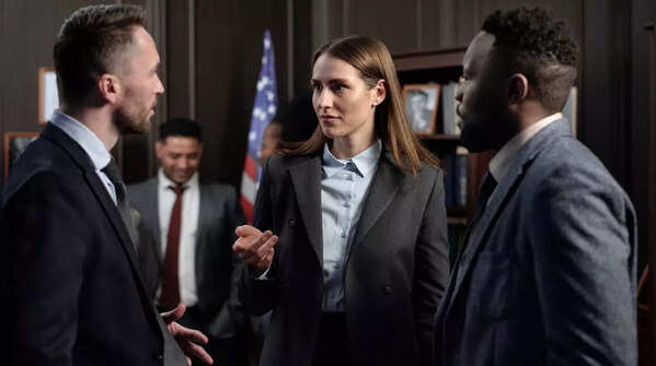 7 practical tricks that help you handle arguments better, as per psychology