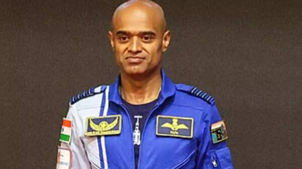 US mission to space: Meet the crew that is set to fly with Indian ...