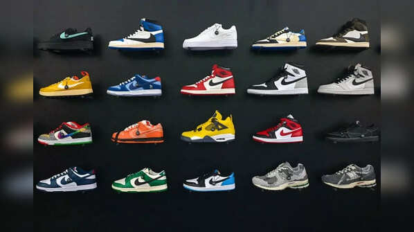 Nike fake Shoes Identification: 5 Ways to spot a fake Nike shoe