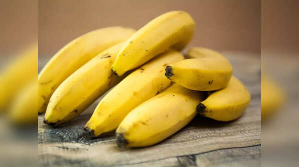 10 fruits and vegetables that promote hair growth