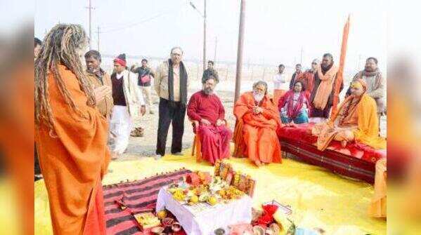 200 foreigners to go for 'kalpvas' to beat stress