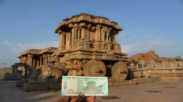 6 UNESCO monuments you missed to notice on Indian rupee notes; Red Fort ...